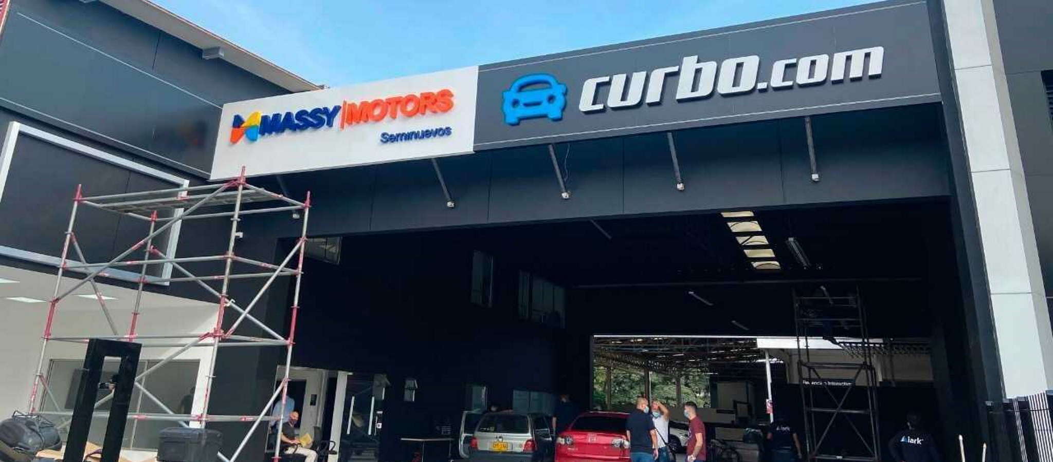 Massy Motors Invests in Curbo - Applico | Platform Experts